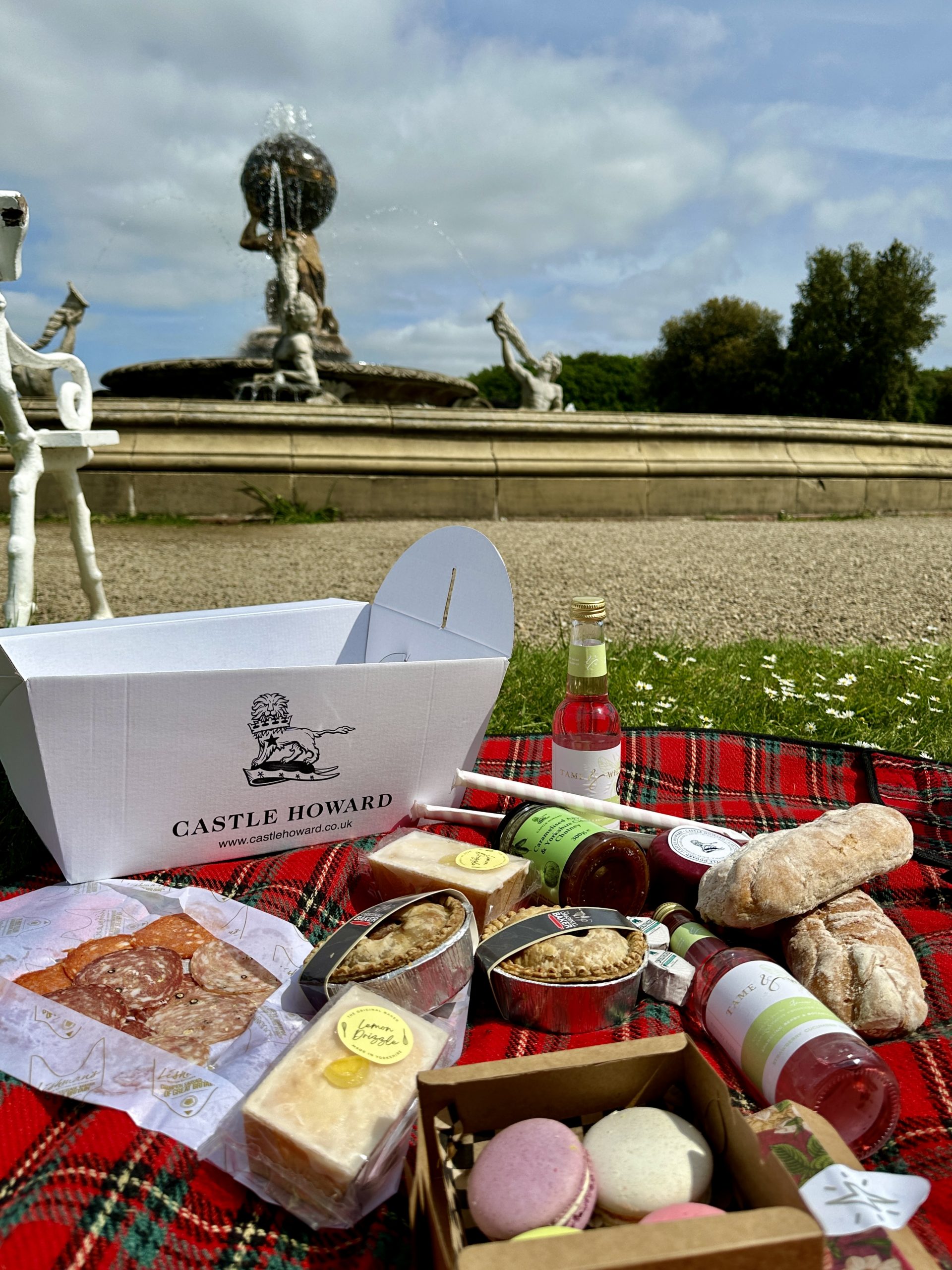 Castle Howard Yorkshire picnic - York on a Fork